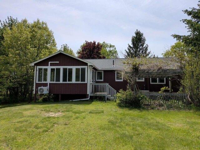 house with 3 bedroom, Derry NH ES103037438
