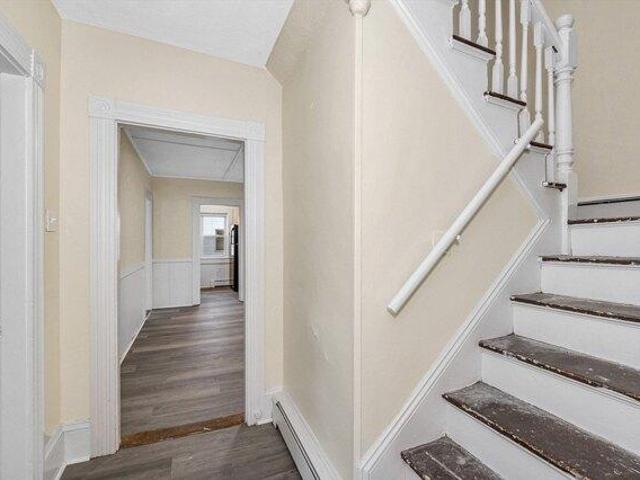 house with 3 bedroom, Derry NH ES103221384
