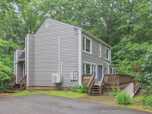house with 3 bedroom, Derry NH ES103886345