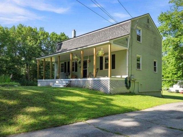 house with 3 bedroom, Derry NH ES104759798