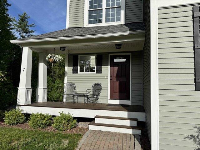house with 3 bedroom, Derry NH ES104835153