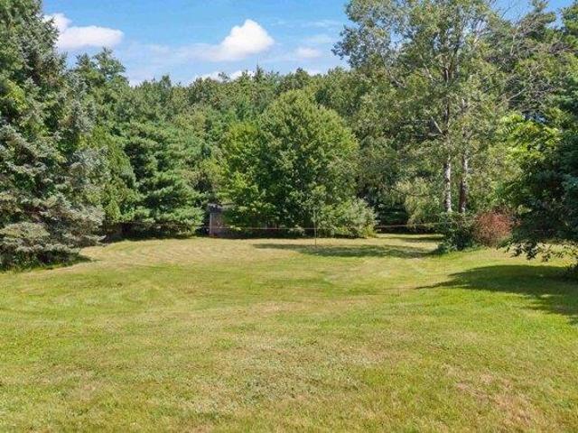 house with 3 bedroom, Derry NH ES105127231