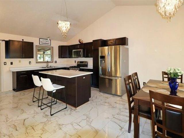 house with 3 bedroom, Des Moines IA DS88391835