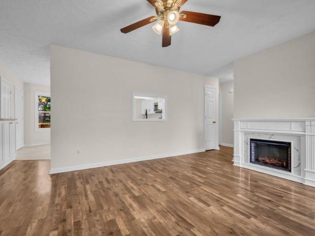 house with 3 bedroom, Dickson TN ES100973506