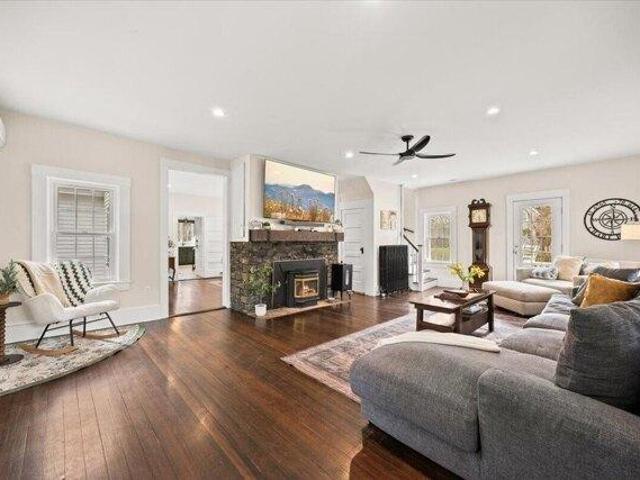 house with 3 bedroom, Dighton MA DLS102121797