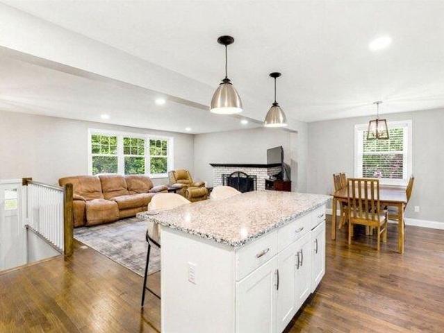 house with 3 bedroom, Dighton MA DLS103069776