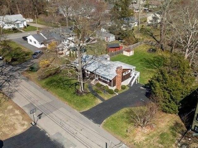 house with 3 bedroom, Dighton MA DS102592270
