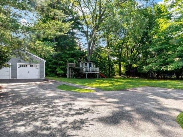house with 3 bedroom, Dighton MA ES104352860
