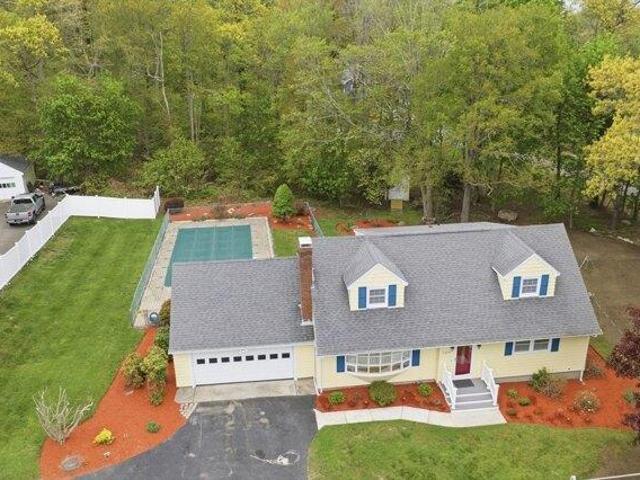 house with 3 bedroom, Dighton MA ES103224128