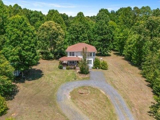house with 3 bedroom, Dillwyn VA ES104901036
