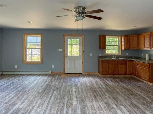 house with 3 bedroom, Dixfield ME ES103968820
