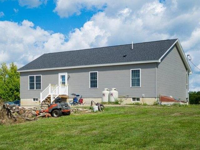 house with 3 bedroom, Dixmont ME DS102479124