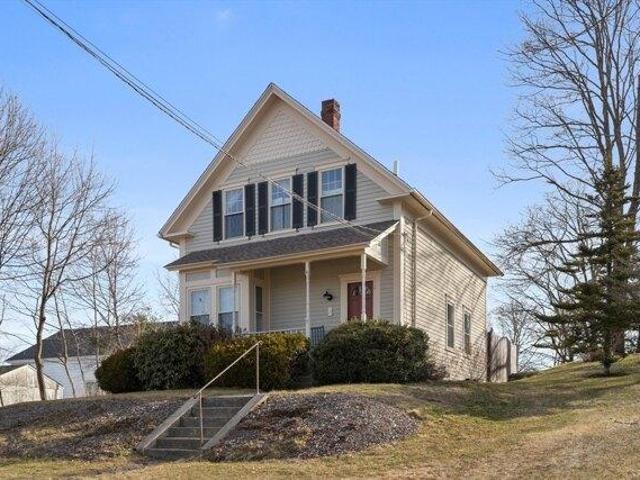 house with 3 bedroom, Douglas MA DLS102372313