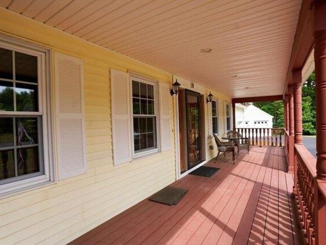 house with 3 bedroom, Douglas MA DS103622938
