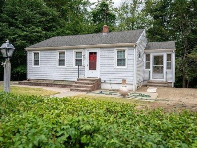 house with 3 bedroom, Douglas MA ES105114860