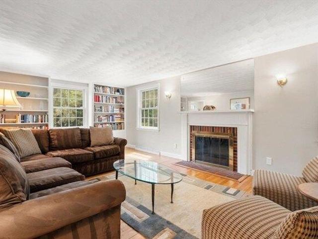 house with 3 bedroom, Dover MA ES105206822