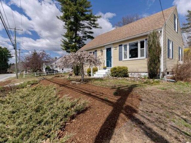 house with 3 bedroom, Dover NH DLS102000221