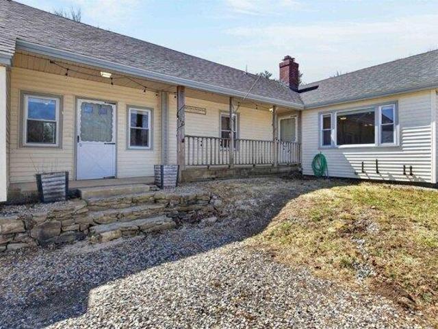 house with 3 bedroom, Dover NH DLS102062564