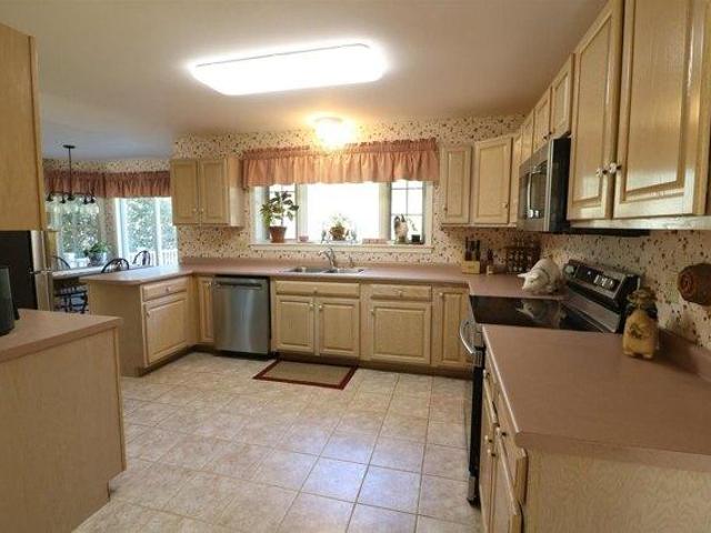 house with 3 bedroom, Dover NH DLS103074840