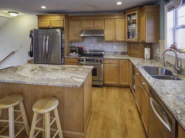 house with 3 bedroom, Dover NH DS101896593