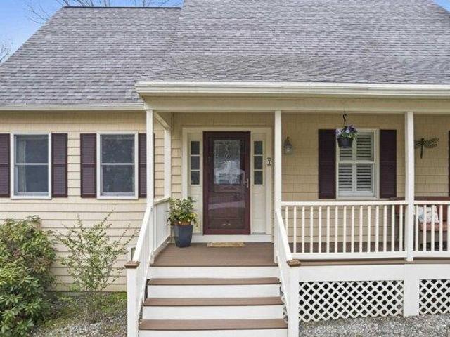 house with 3 bedroom, Dover NH ES103099895
