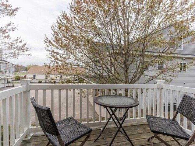 house with 3 bedroom, Dover NH ES103159424