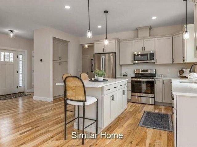 house with 3 bedroom, Dover NH ES103431905