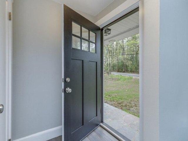 house with 3 bedroom, Dover NH ES103435410