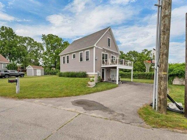 house with 3 bedroom, Dover NH ES104009234