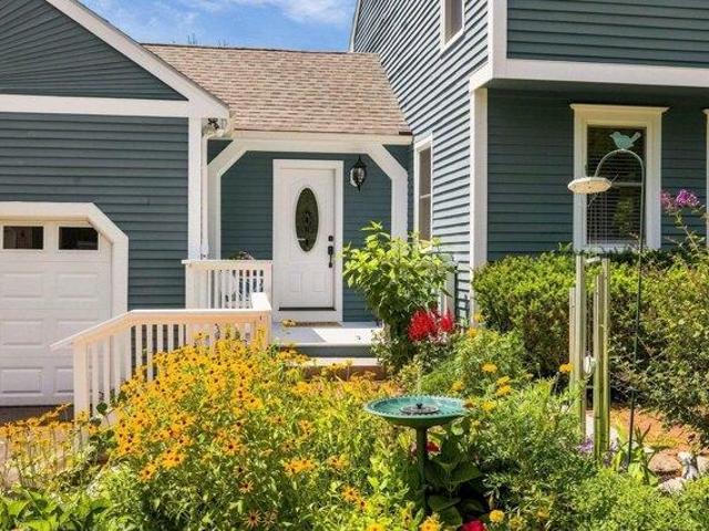 house with 3 bedroom, Dover NH ES104540865