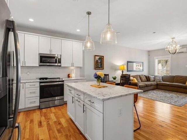 house with 3 bedroom, Dover NH ES105142284