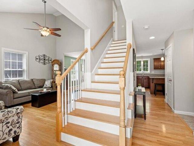 house with 3 bedroom, Dover NH ES105157236