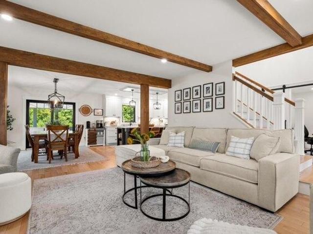 house with 3 bedroom, Dover NH ES105160934