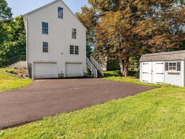 house with 3 bedroom, Dover NH ES105204943