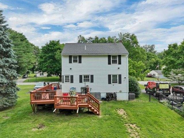 house with 3 bedroom, Dover NH ES105232702