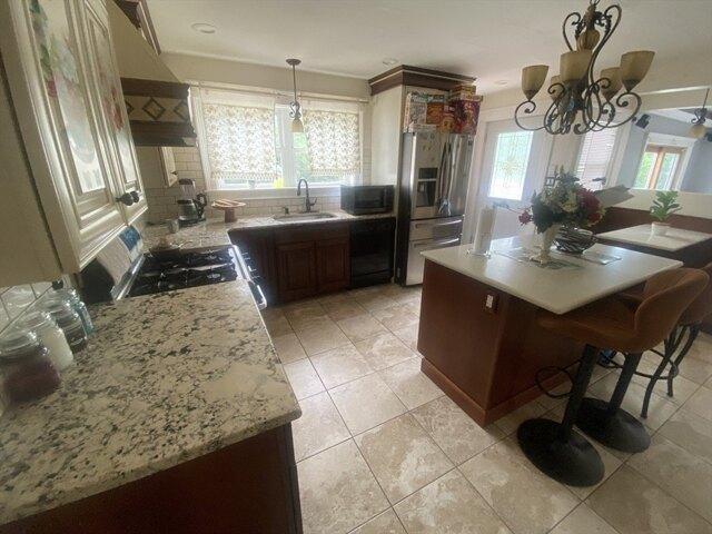 house with 3 bedroom, Dracut MA DS104331336
