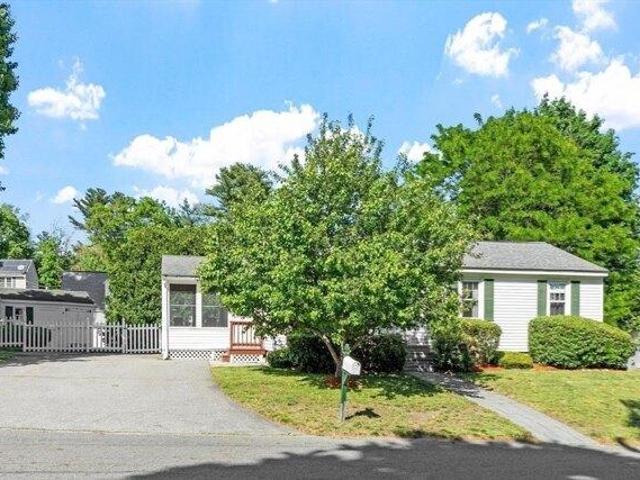 house with 3 bedroom, Dracut MA ES103849526