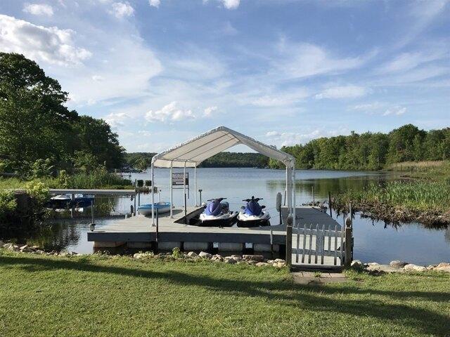 house with 3 bedroom, Dracut MA ES103247250