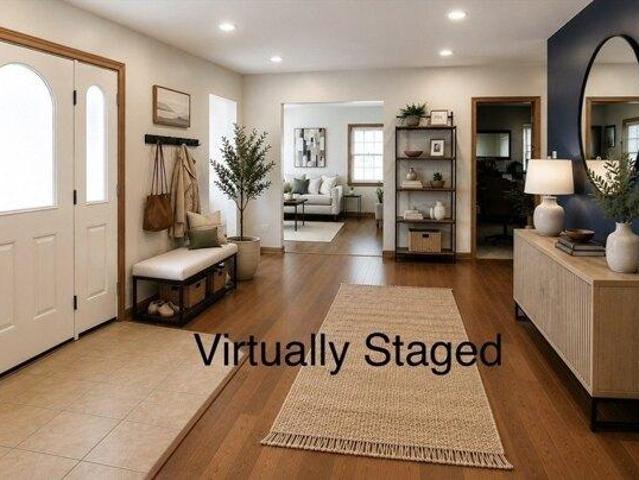 house with 3 bedroom, Dracut MA ES104907989
