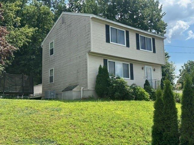 house with 3 bedroom, Dracut MA ES105203044