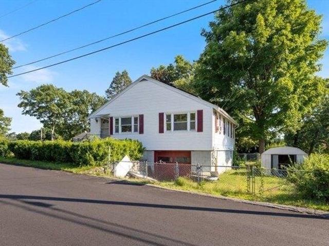 house with 3 bedroom, Dracut MA ES105229654
