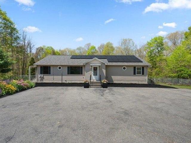 house with 3 bedroom, Dudley MA DLS102411512