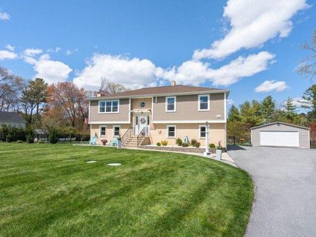 house with 3 bedroom, Dudley MA DS102410624
