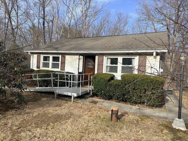 house with 3 bedroom, Dudley MA DS102442581