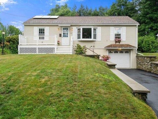 house with 3 bedroom, Dudley MA DS104296474