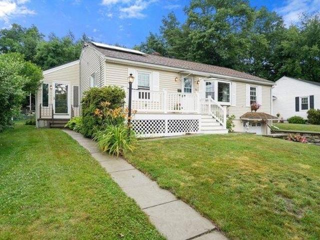 house with 3 bedroom, Dudley MA ES103588733