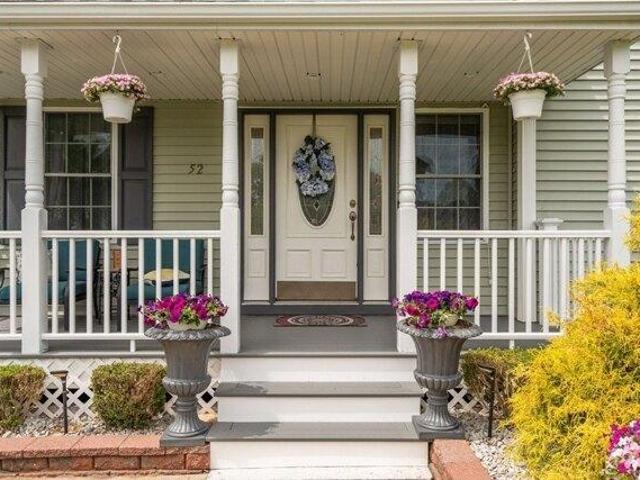 house with 3 bedroom, Dudley MA ES103016425