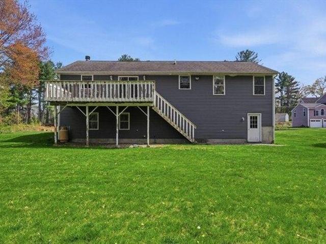 house with 3 bedroom, Dudley MA ES103074717