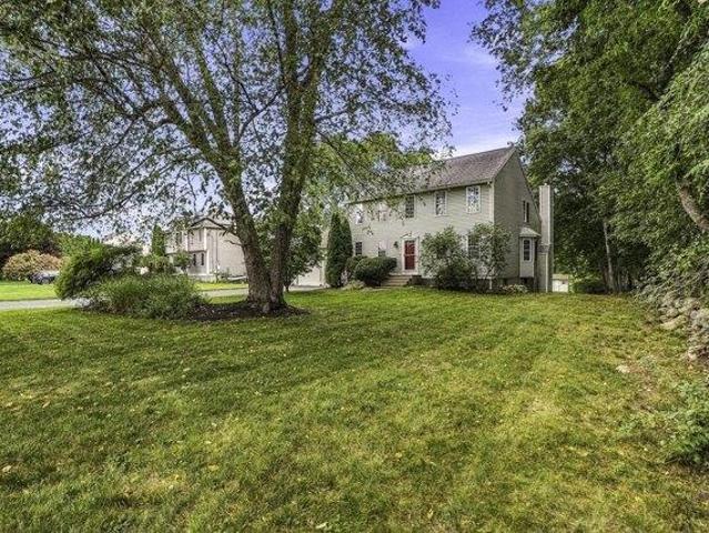 house with 3 bedroom, Dudley MA ES105651983