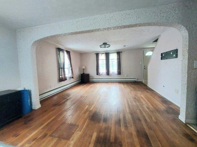 house with 3 bedroom, Dudley MA ES105240807